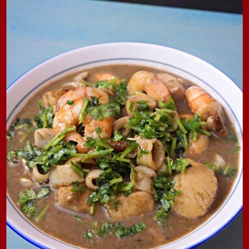 Thai Seafood Green Curry - Global Kitchen Travels
