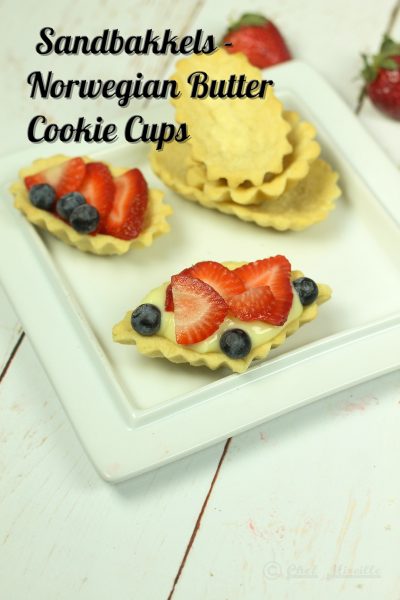 Sandbakkels - Norwegian Sugar Cookies - Global Kitchen Travels
