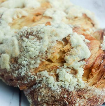 Polish Chalka Crumble Bread for #BreadBakers | Global Kitchen Travels