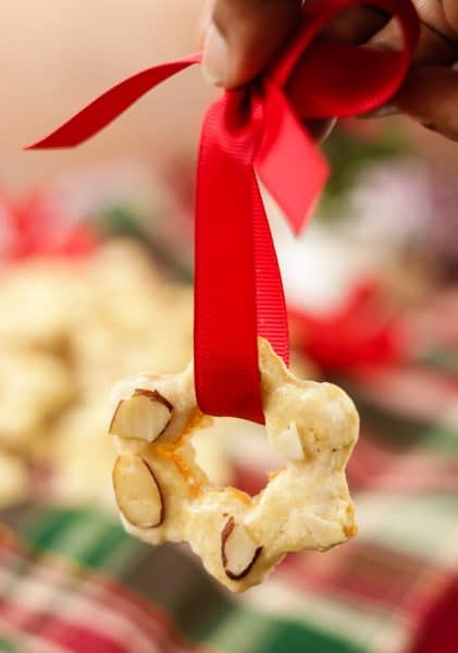 Dutch Kerstkransjes - How to make Traditional Dutch Christmas Cookie ...