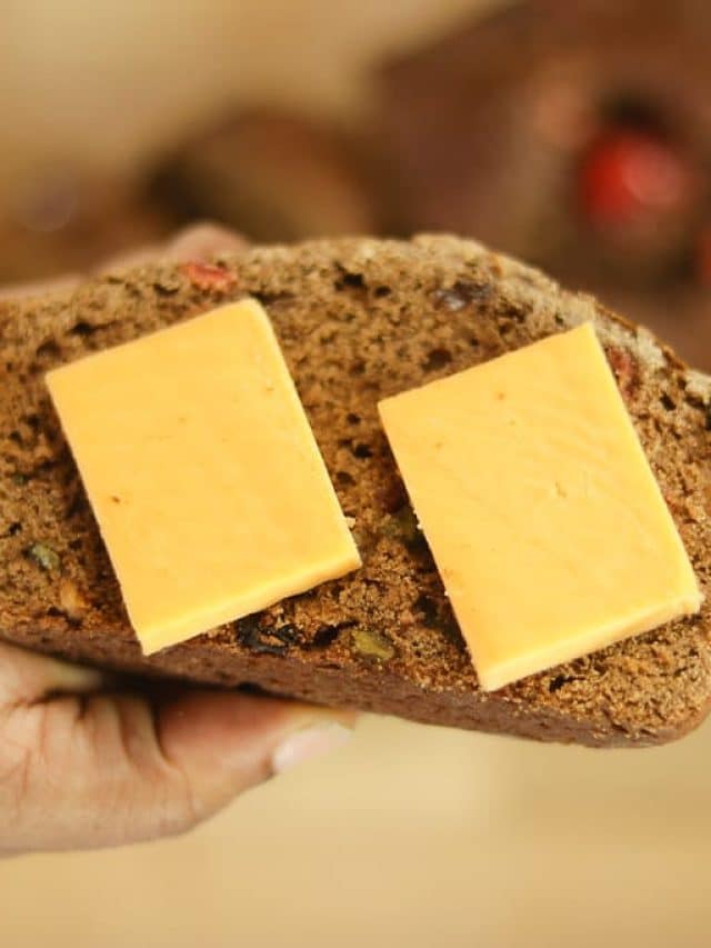 Jamaican Bun and Cheese for Easter - Global Kitchen Travels