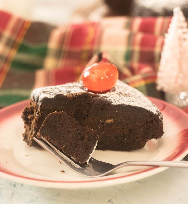 Best Black Cake Recipe - Traditional Caribbean Rum Soaked Christmas ...